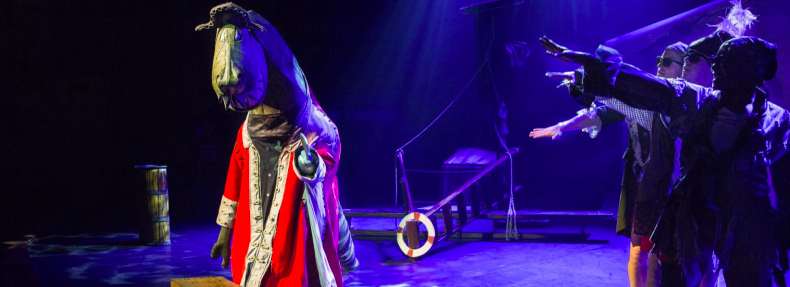 In London’s West End 2019: Captain Flinn and the Pirate Dinosaurs – The ...